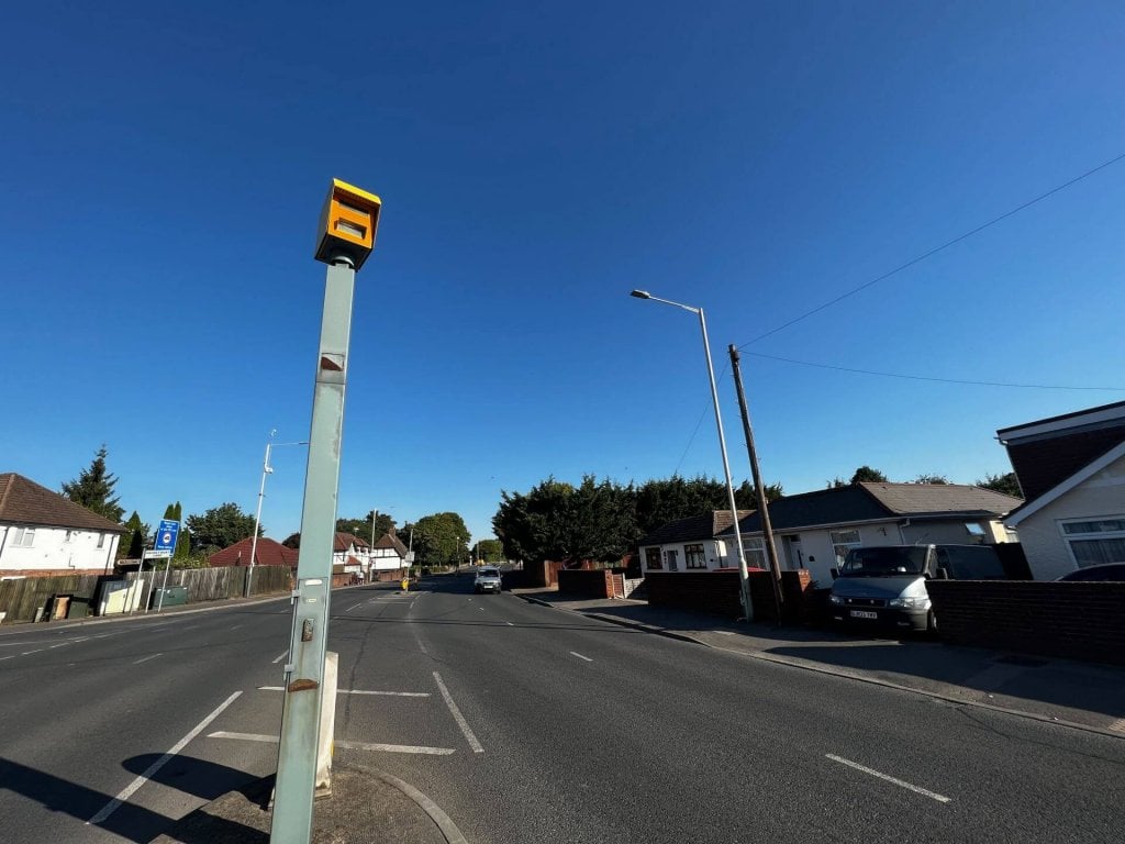 How Do Speed Guns and Cameras Work? - ClickMechanic Blog